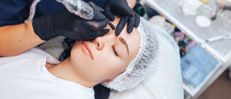 Microblading vs. Brow Lamination - Which Is Right for You?